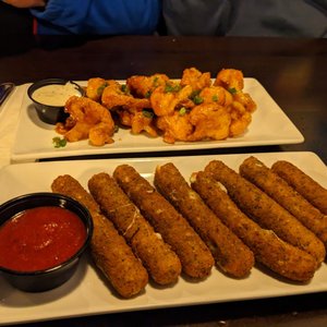 RAE ROCK’S BAR & GRILL - Updated June 2025 - 60 Photos & 34 Reviews ...