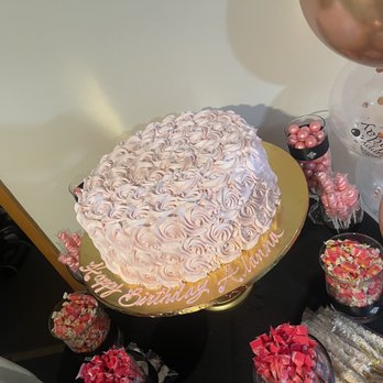 CALUMET BAKERY - Updated June 2025 - 237 Photos & 262 Reviews - 18349 ...