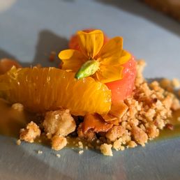 RAYA - Updated January 2026 - 2198 Photos & 833 Reviews - One Ritz ...