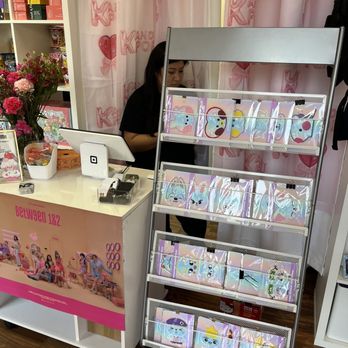 KANDY POP - Updated December 2025 - 67 Photos & 30 Reviews - 989 Story ...