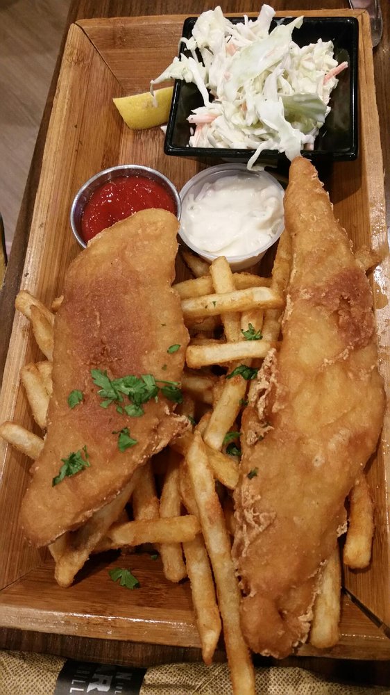 TIN LIZARD BAR & GRILL - 54 Photos & 15 Reviews - 777 Kansas Star Dr ...