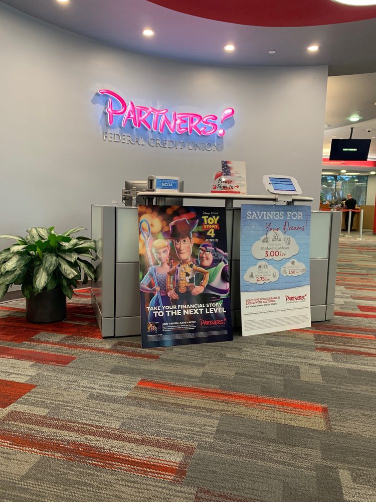 PARTNERS FEDERAL CREDIT UNION - 21 Reviews - 2411 W Olive Ave, Burbank ...