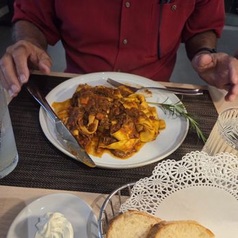 ELVIS ITALIAN GRILLE - Updated December 2025 - 90 Photos & 44 Reviews ...