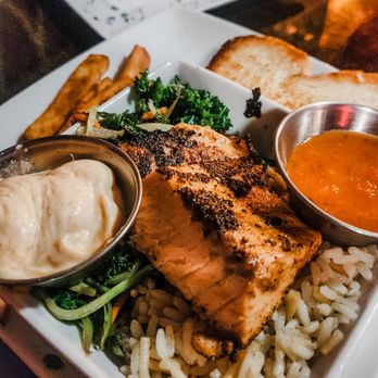 PAPA’S PLACE - Updated December 2024 - 220 Photos & 187 Reviews - 453 ...