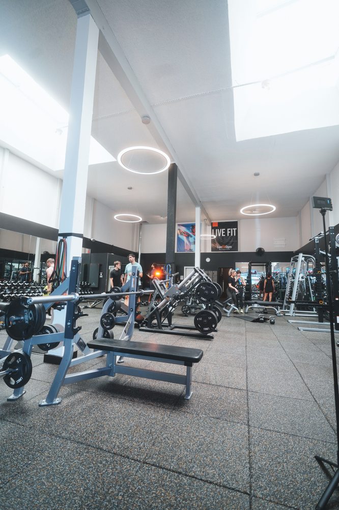 LIVE FIT GYM - POLK STREET - Updated October 2025 - 72 Photos & 181 ...