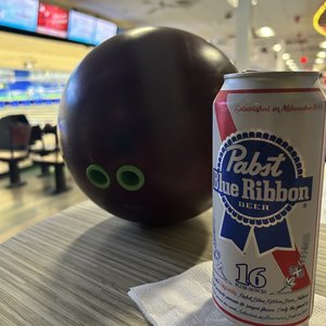 PINBOY’S AT THE BEACH - 72 Photos & 60 Reviews - 1577 Laskin Rd ...