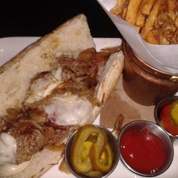 COLUMBUS INN - Updated August 2024 - 206 Photos & 188 Reviews - 2216 ...