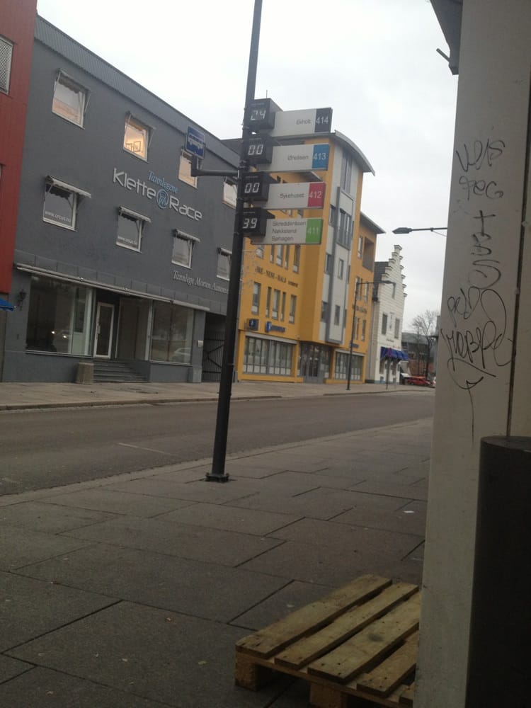 BUSSHOLDEPLASS MOSS SENTRUM - Th. Petersons gate 5, Moss, Norway ...