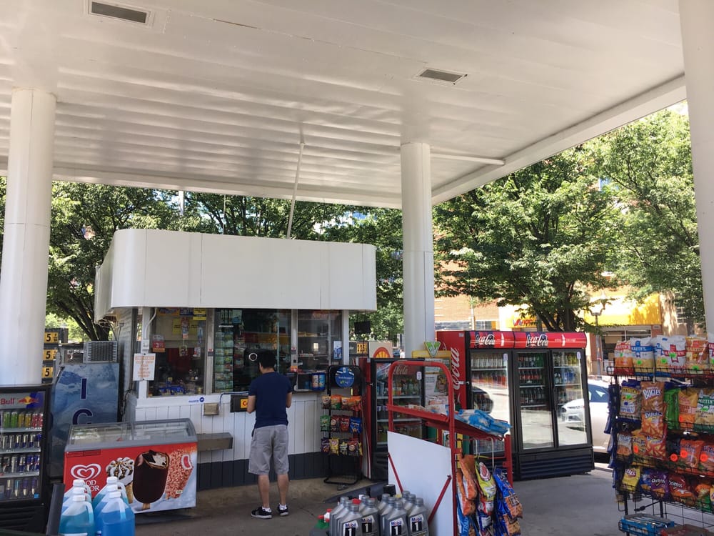 SHELL - Updated January 2025 - 2800-2894 10th St N, Arlington, Virginia ...