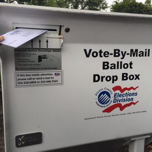 COLLINS MEMORIAL LIBRARY - Updated November 2024 - 1500 N Warner St ...