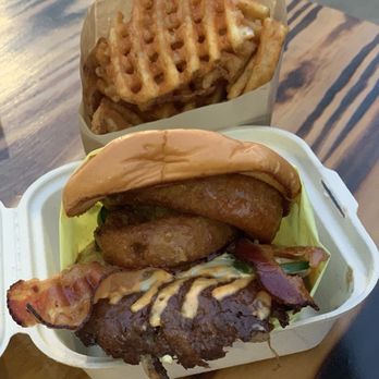 SMACK BURGERS - Updated December 2025 - 95 Photos & 101 Reviews - 101 E ...