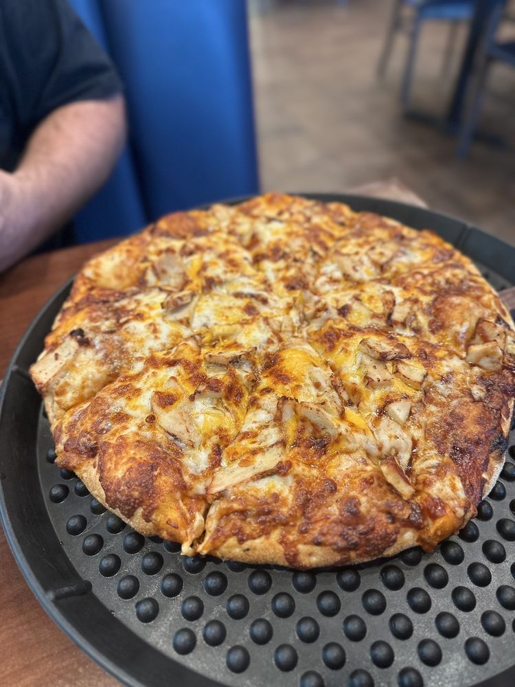 BARRO’S PIZZA - Updated July 2025 - 36 Photos & 19 Reviews - 839 N ...