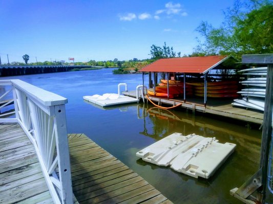 BOONDOGGLES PUB - 336 Photos & 463 Reviews - 4106 Nasa Pkwy, El Lago ...