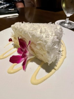 LEWERS LOUNGE - 241 Photos & 240 Reviews - 2199 Kalia Rd, Honolulu, HI ...