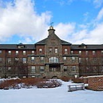 WILLIAMSON COLLEGE OF THE TRADES - Updated December 2025 - 106 S New ...