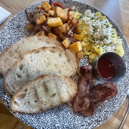 THE GREAT COMMONER - 429 Photos & 193 Reviews - 22001 Michigan Ave ...