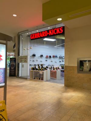 GERRARD SQUARE - Updated December 2025 - 11 Photos - 1000 Gerrard ...