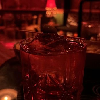 MAGPIE MAGIQUE - Updated January 2026 - 34 Photos - 380 Gilford Street ...