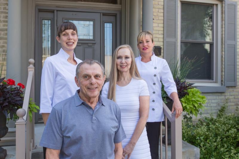 ROBERT D MERRITT, DDS - Updated April 2025 - 37 Photos - 1-442 Waterloo ...