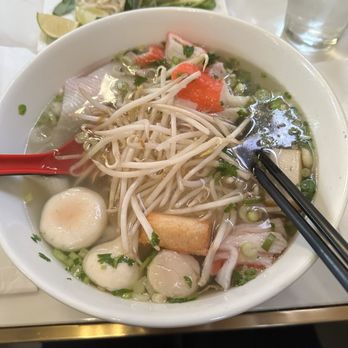 PHO TASTY - Updated December 2025 - 336 Photos & 213 Reviews - 301 G St ...