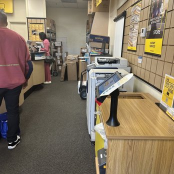 THE UPS STORE - Updated October 2025 - 50 Photos & 52 Reviews - 19360 ...