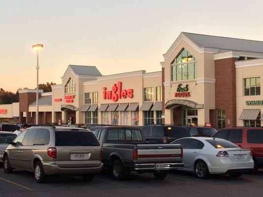 INGLES MARKET - Updated January 2026 - 25 Reviews - 199 E Louise St ...