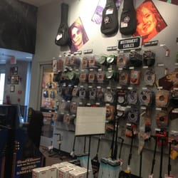 GUITAR CENTER - 16 Photos & 49 Reviews - Guitar Stores - 721 Thompson ...
