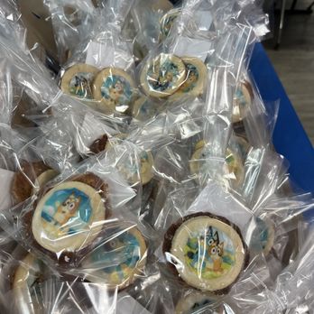 CAY’S BAKES - Updated May 2025 - 21 Photos - Los Angeles, California ...