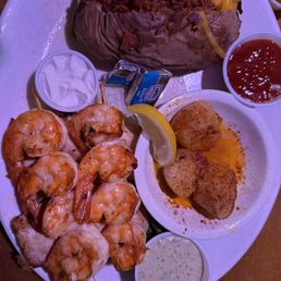 TWO FRIENDS PATIO - Updated December 2025 - 1579 Photos & 1464 Reviews ...