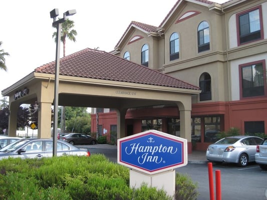 HAMPTON INN SANTA CRUZ - Updated December 2025 - 187 Photos & 159 ...