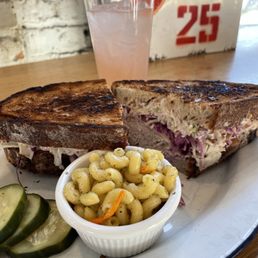 LEVEN DELI - Updated May 2024 - 959 Photos & 577 Reviews - 123 W 12th ...