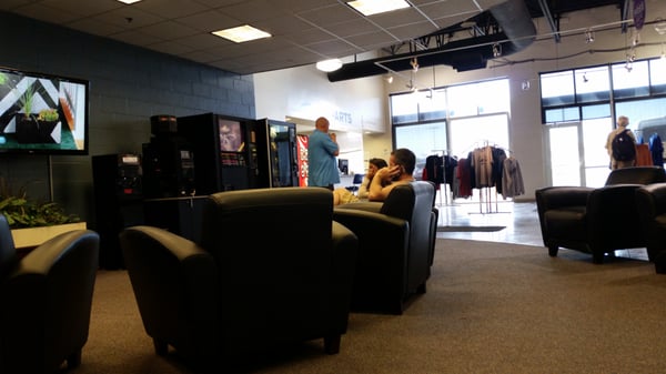 LARRY H. MILLER FORD DRAPER - Updated January 2026 - 29 Photos & 172 ...