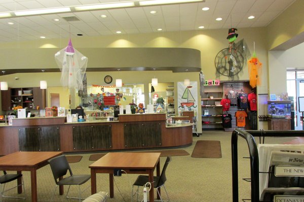 LUDINGTON LIBRARY - Updated August 2025 - 15 Photos - 217 E Ludington ...