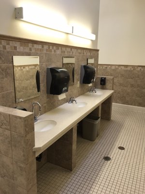 MONTEREY PINES RV PARK - 22 Photos & 10 Reviews - 1250 Garden Rd ...