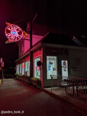KANE’S DONUTS - Updated January 2026 - 420 Photos & 673 Reviews - 120 ...