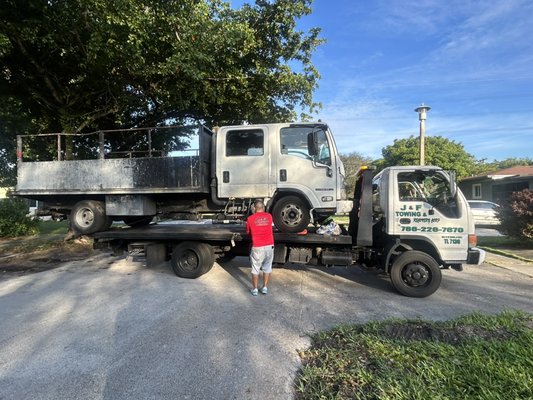 J & F TOWING - Updated December 2025 - 54 Photos & 23 Reviews - 651 E ...