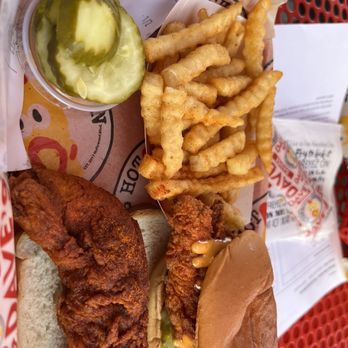 DAVE’S HOT CHICKEN - 90 Photos & 77 Reviews - 1805 Plymouth Rd ...