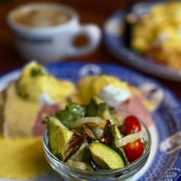 FOUNDING FARMERS RESTON STATION - Updated September 2025 - 1444 Photos ...