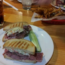 THE BRONX DELI - Updated April 2025 - 131 Photos & 188 Reviews - 247 S ...