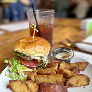 CAFE 209 - Updated July 2024 - 130 Photos & 56 Reviews - 566 Broad St ...