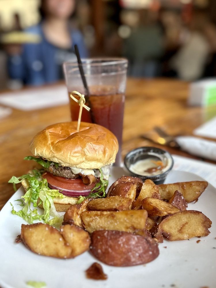 BODEGA ULTIMA - Updated December 2025 - 351 Photos & 232 Reviews - 353 ...