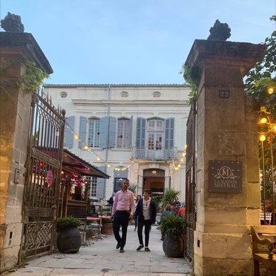 LA MAISON MISTRAL - 22 Bd Victor Hugo, Saint-Rémy-de-Provence, Bouches ...