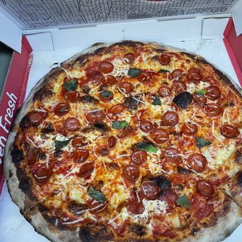 BIRD PIZZERIA - Updated February 2025 - 165 Photos & 110 Reviews - 510 ...