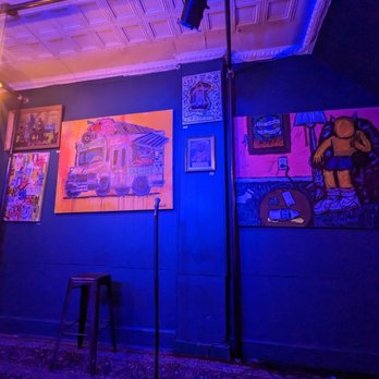 ROOM 808 - Updated August 2025 - 25 Photos & 18 Reviews - 808 Upshur St ...