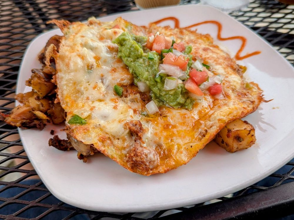 LULU’S - Updated October 2025 - 1230 Photos & 1025 Reviews - 21 N 17th ...