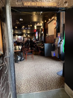 IVANHOE PUB - Updated December 2025 - 74 Photos & 41 Reviews - 1038 ...