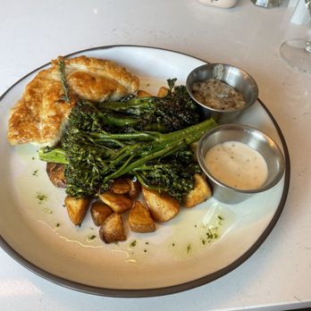 DELISH SISTERS - Updated January 2025 - 54 Photos & 34 Reviews - 389 ...