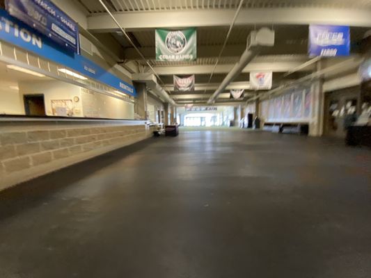 FOX VALLEY ICE ARENA - Updated December 2025 - 12 Photos & 20 Reviews ...