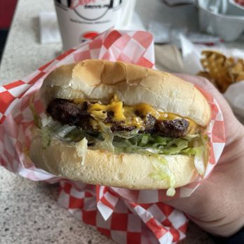 BOOMER’S DRIVE IN - Updated December 2025 - 303 Photos & 568 Reviews ...