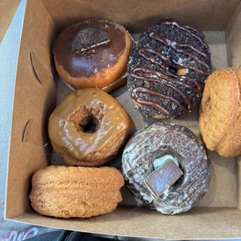 BROTHERS DONUTS - Updated October 2025 - 20 Photos & 37 Reviews - 426 ...